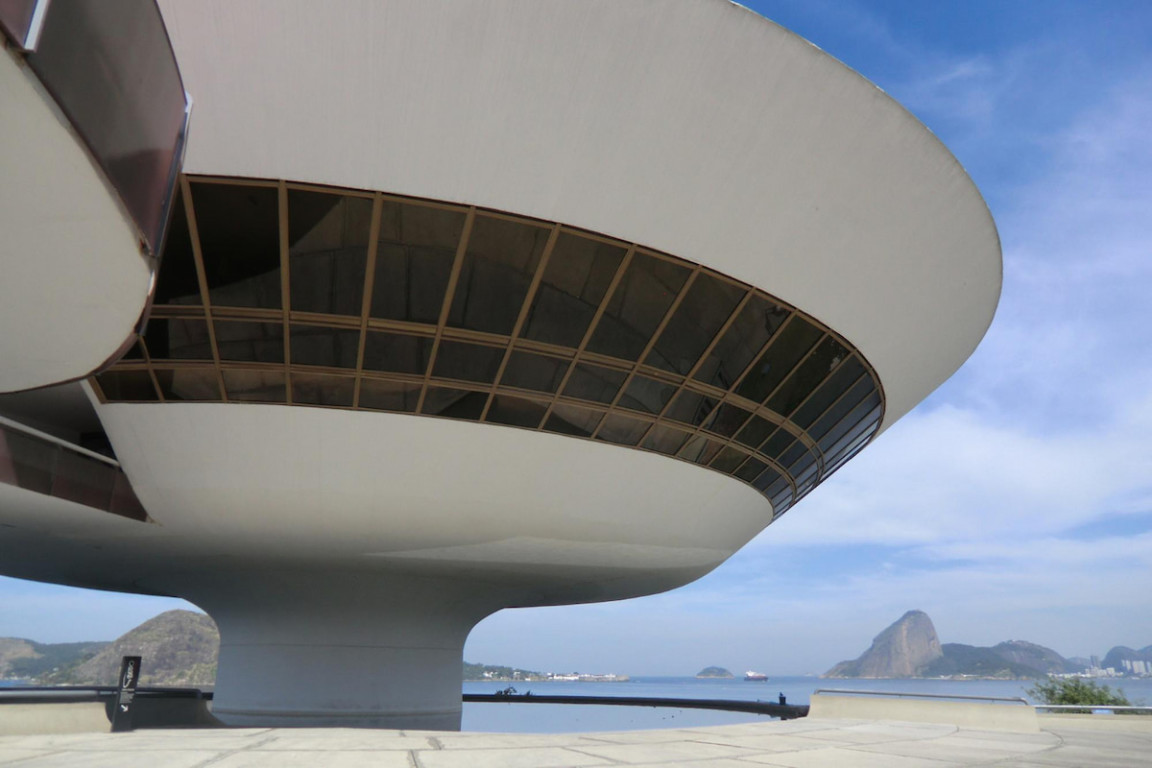 Contemporary Architecture: Definition and Its Features