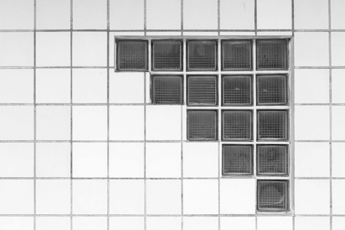 15+ Variasi Pemasangan Glass Block Minimalis dan Aesthetic