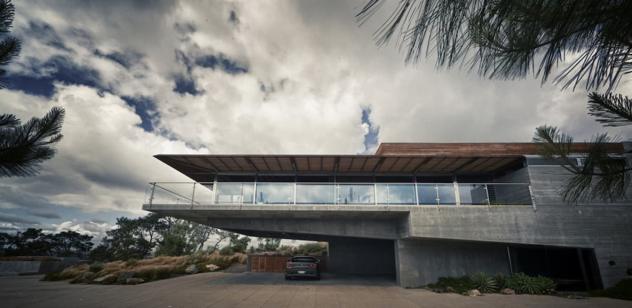 Modern Concrete Stilt House: Tips and Design Examples
