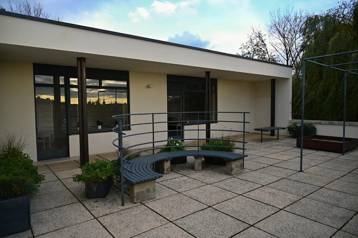 8 Terrace Concrete Roof Ideas from Various Materials