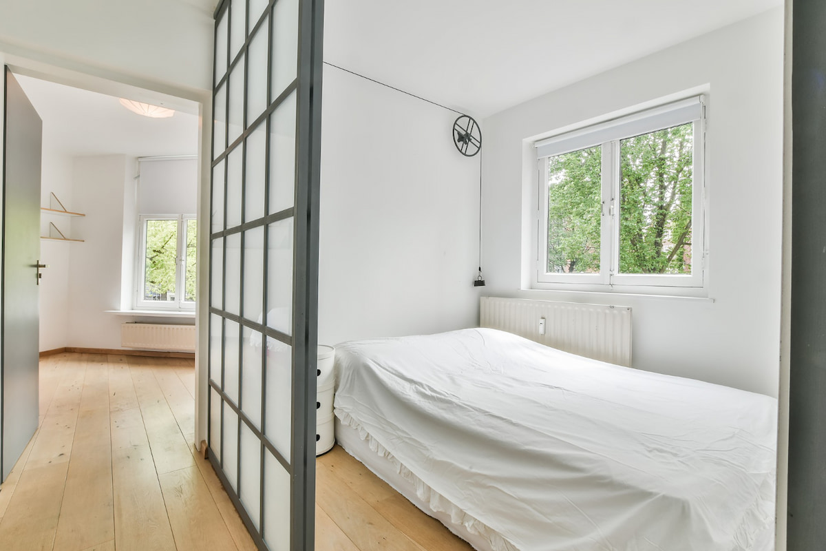 10 Small Bedroom Ideas, Maximizing Space and Style!