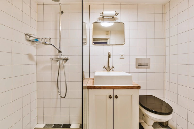 9 Aesthetic and Comfortable Bathroom Design Inspirations