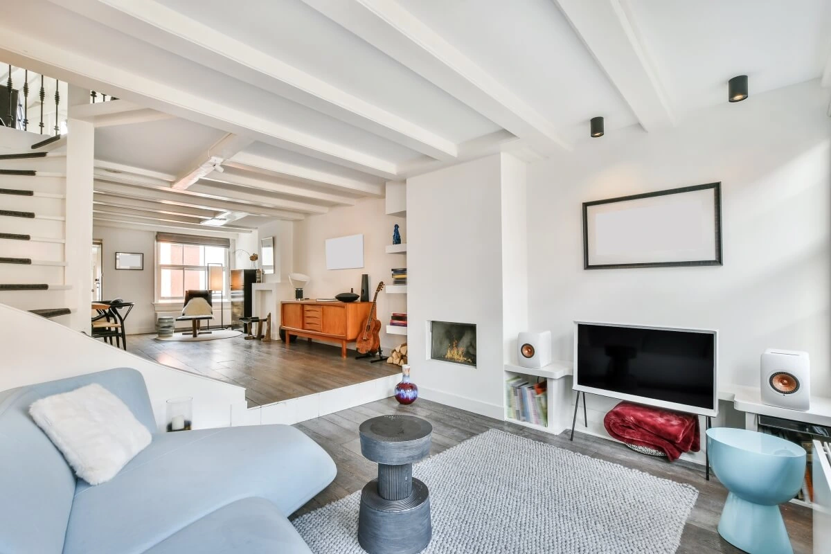 Split-Level House vs. Mezzanine: Key Differences and Feature