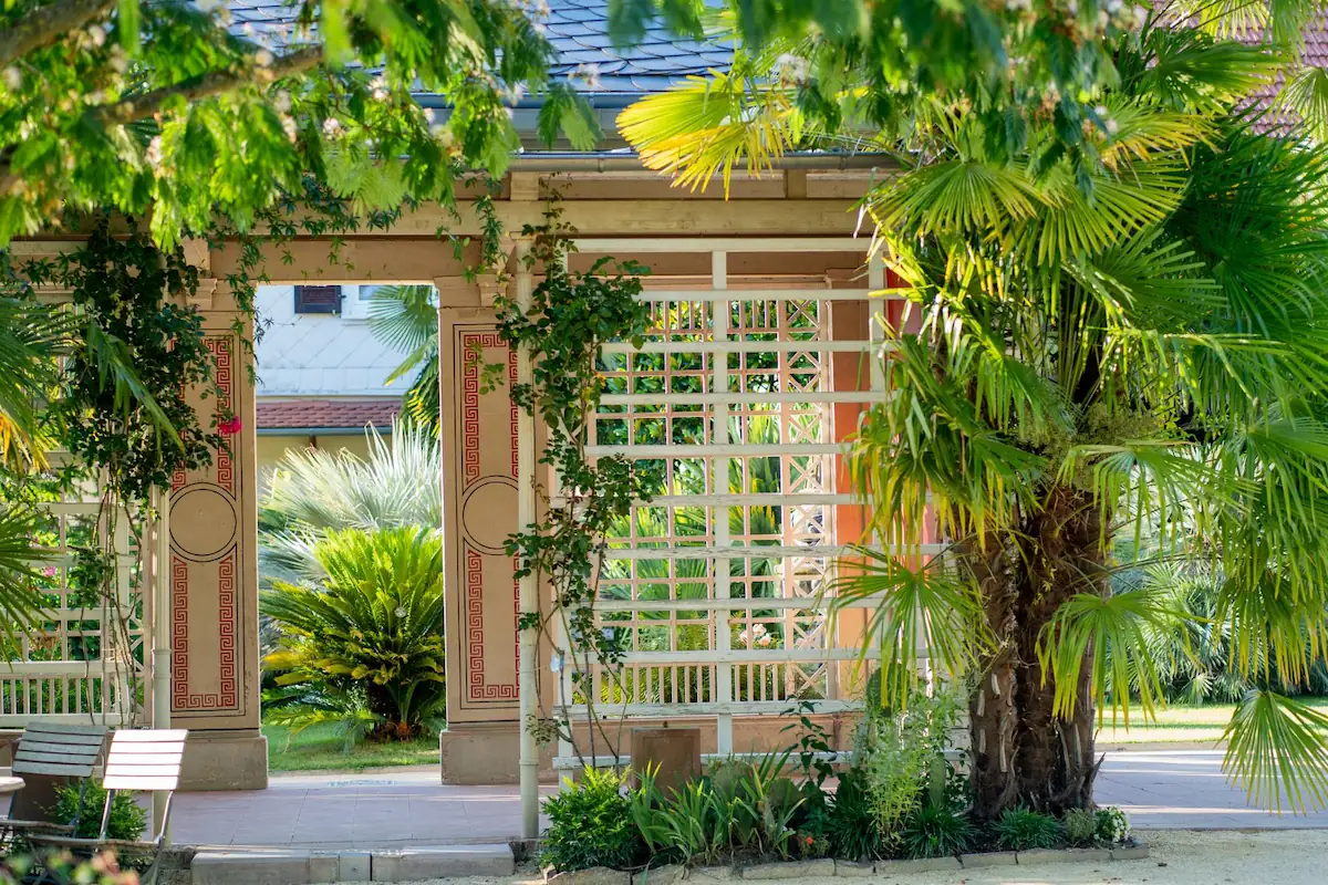 Mengenal Konsep Arsitektur Tropis Modern beserta Ciri-Ciriny